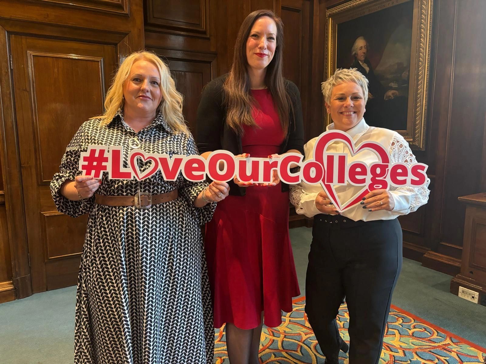 EPNE named winner in Association of College’s Beacon Awards